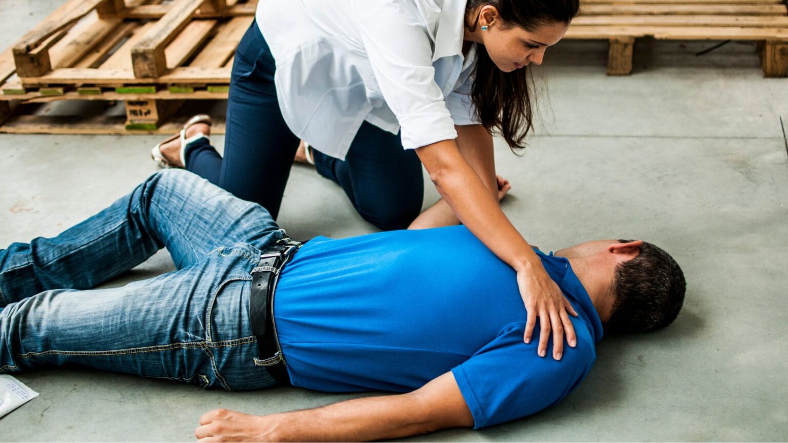 How CPR Certification Saves Lives in the Workplace